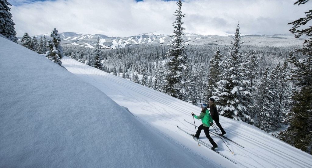 Guide to Breckenridge February Activities & Conditions | Hotel Alpenrock